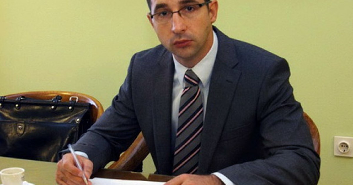 Modest Dulić prepustio rukovođenje strankom Saši Vučiniću | (Vesti - 28 ...