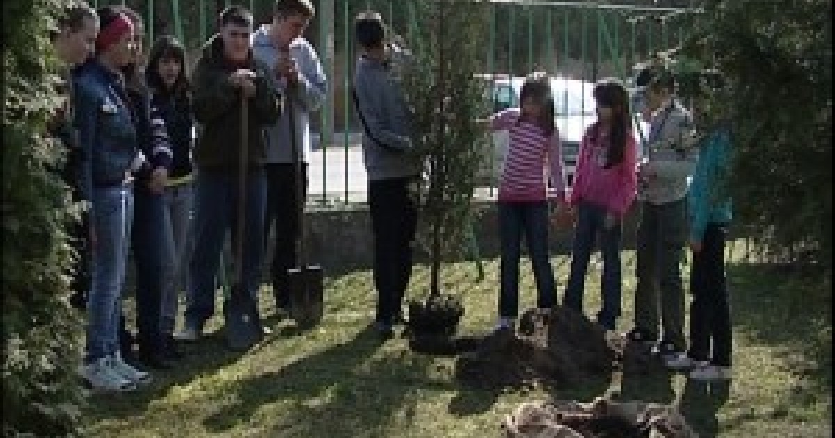 Poklon sadnice za OŠ ”Majšanski put” | (Vesti - 20. 03. 2010) Subotica.com