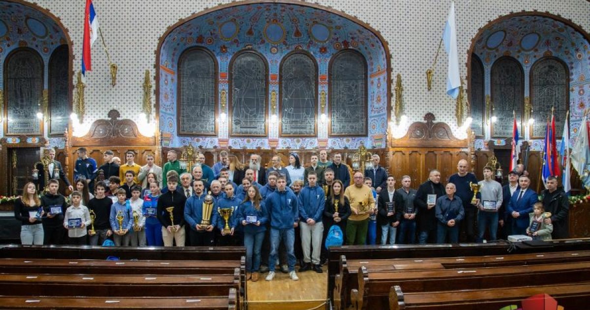 Uručena priznanja najboljim sportistima: Barna, Erdeg i Crnobrnja na ...