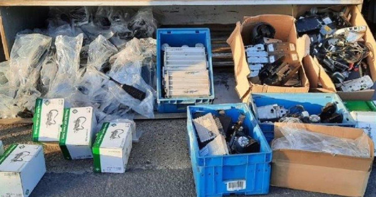 Pokušao da prenese preko granice auto-delove u vrednosti od 43.000 evra ...