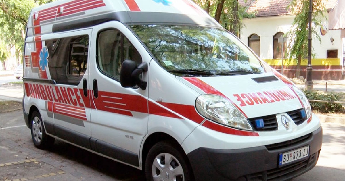 Hitna pomoć dobila novo vozilo | (Vesti - 06. 08. 2015) Subotica.com