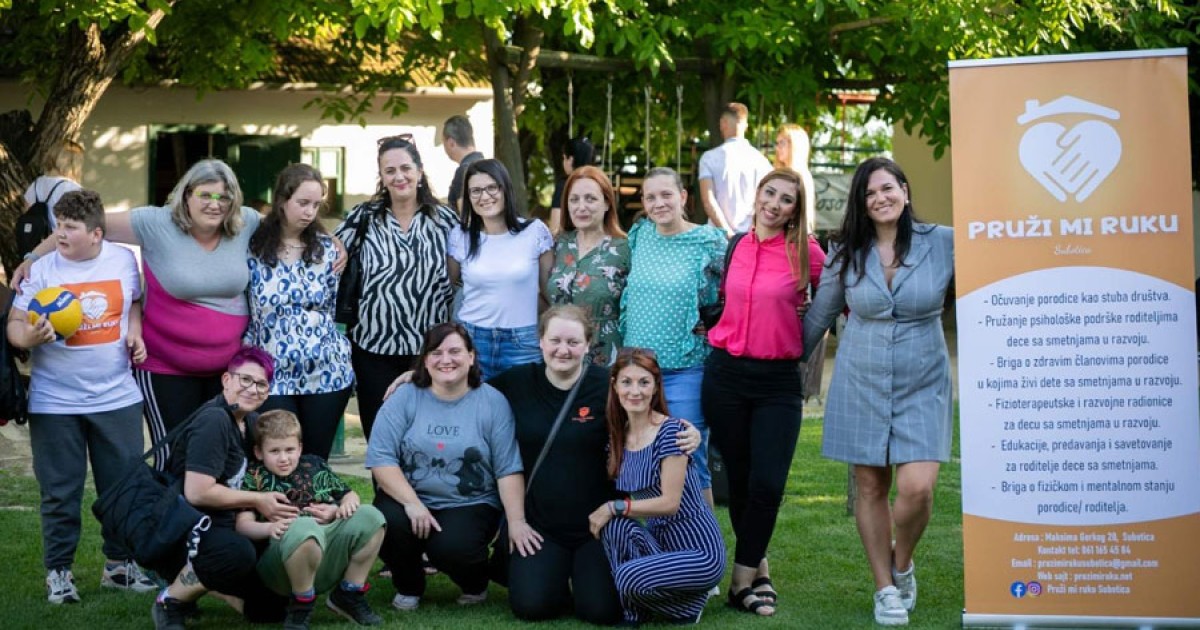 Nakon 365 koraka: Udruženje "Pruži mi ruku" proslavilo godinu dana rada | (Vesti - 07. 06. 2025 ...