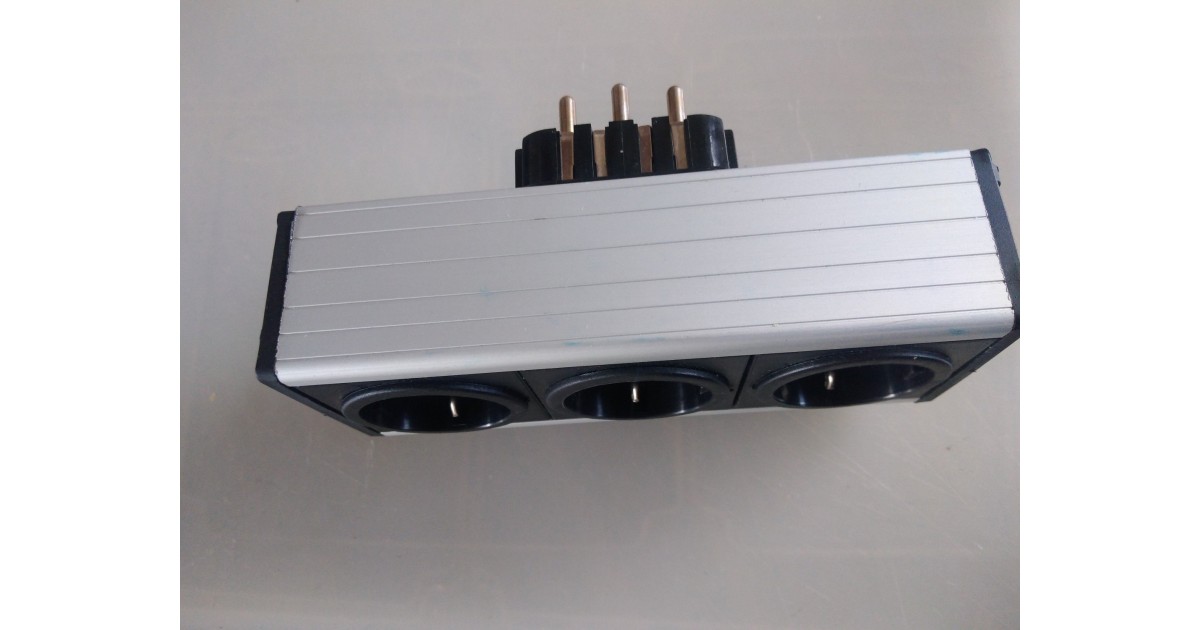 T-razvodnik aluminijumski 3P utikac 380V/3x2P uticnica 220V | Subotica.com