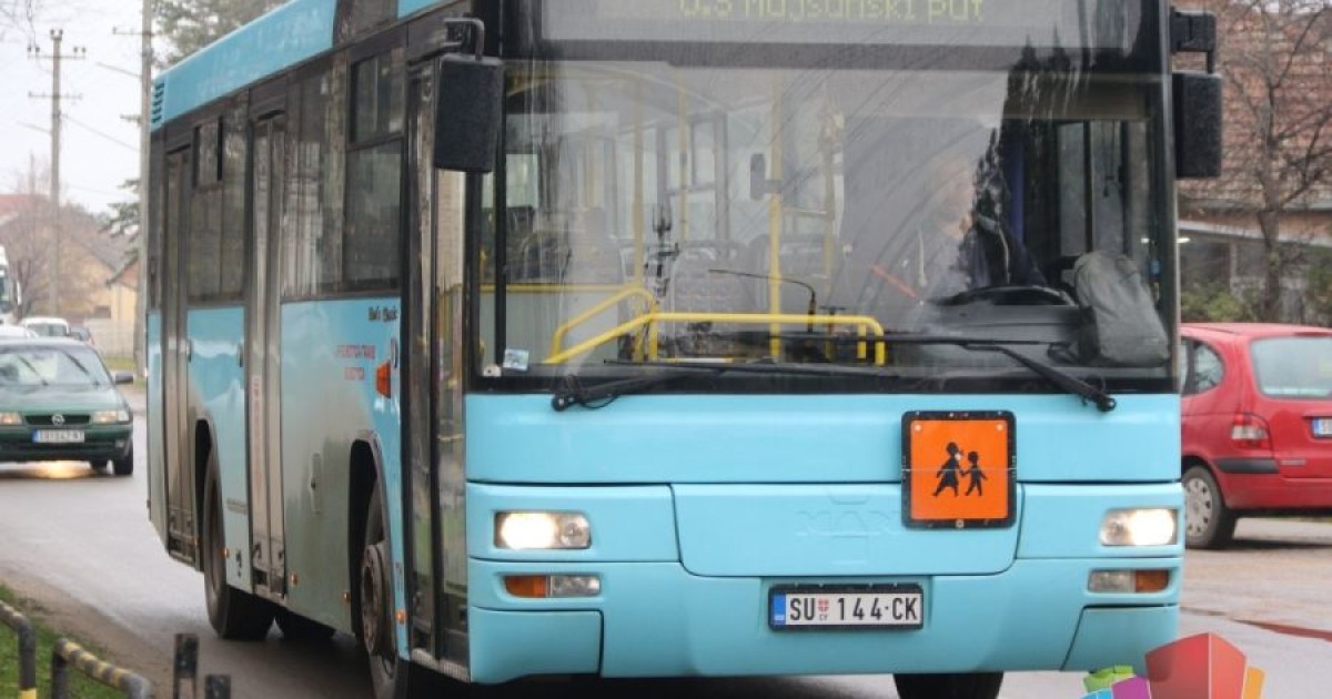 Đački autobus i plaćanje karte | (Zviždaljka #13915)