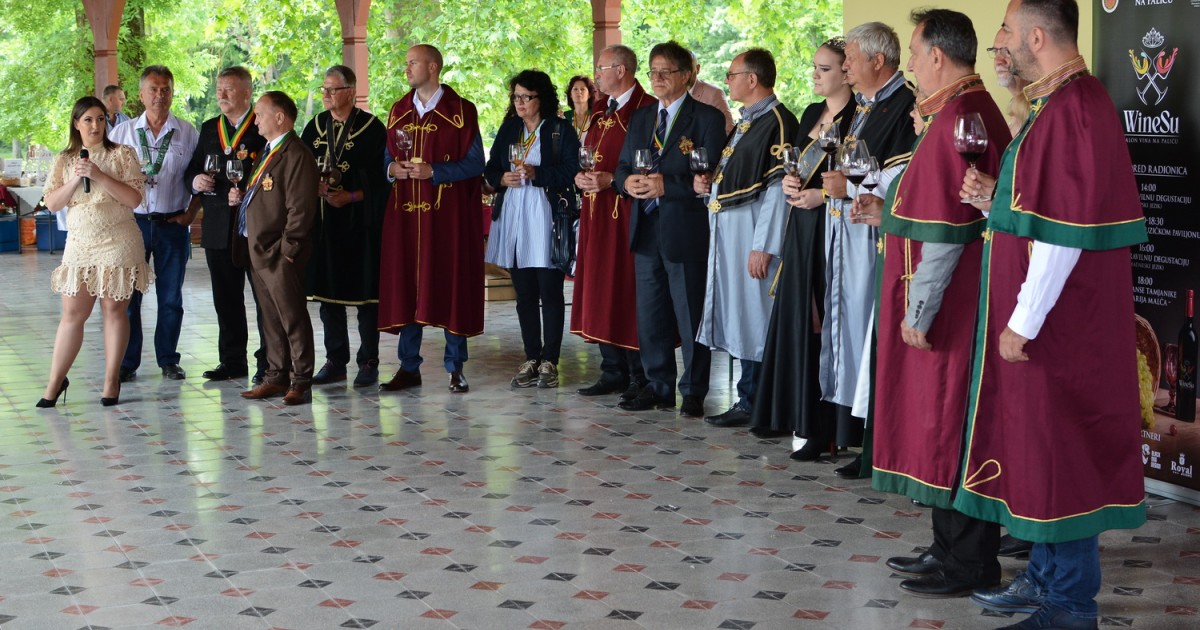 [FOTO] Prvi sajam vina "Winesu" - Velika terasa (Palić) (27. maj 2023.) | Subotica.com