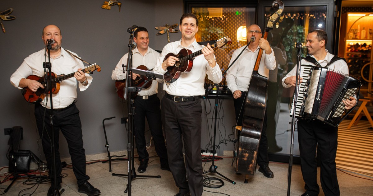 [FOTO] Ansambl Ravnica - Restoran "Paligo palata" (16. februar 2024 ...