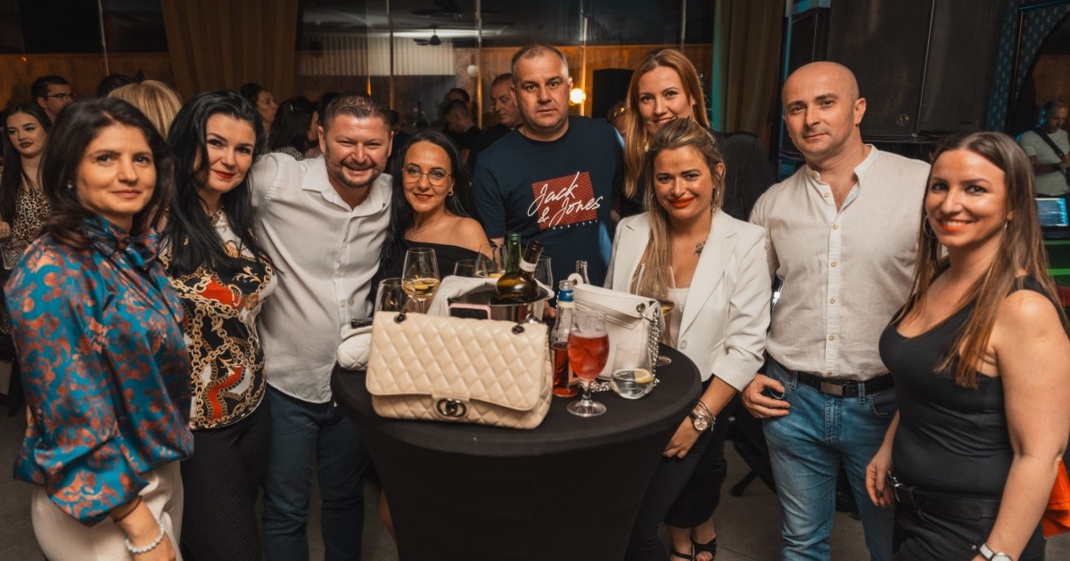 [FOTO] Bojana Šarović - Restoran "Paligo palata" (30. mart 2024 ...