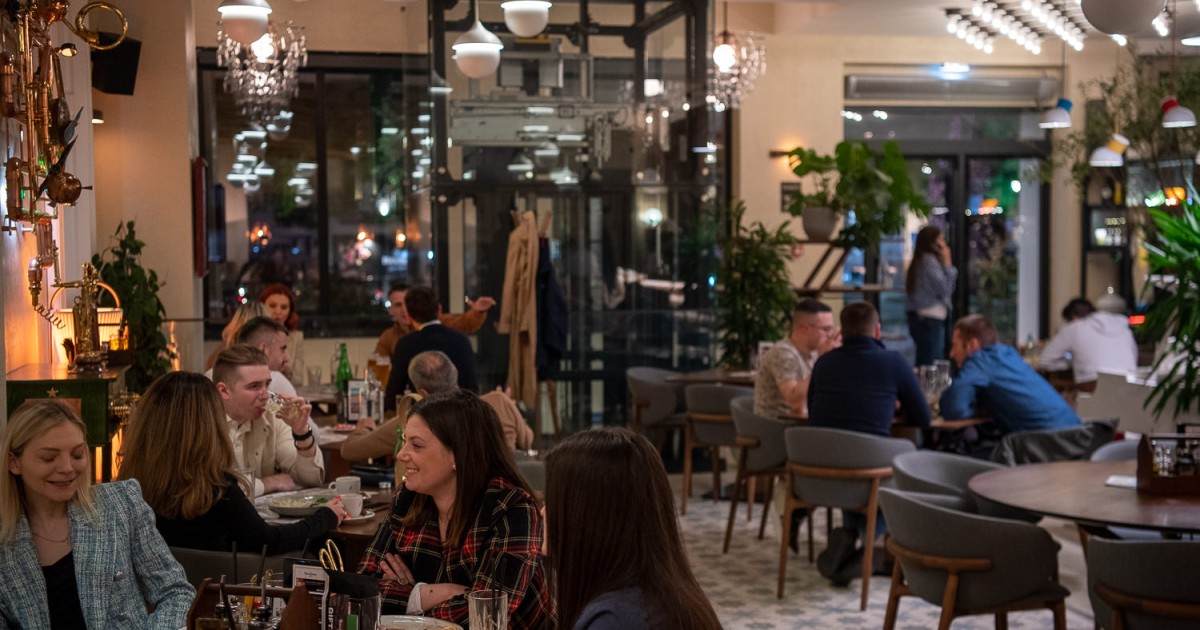 [FOTO] Subota veče - Basch house 1887 (27. april 2024.) | Subotica.com