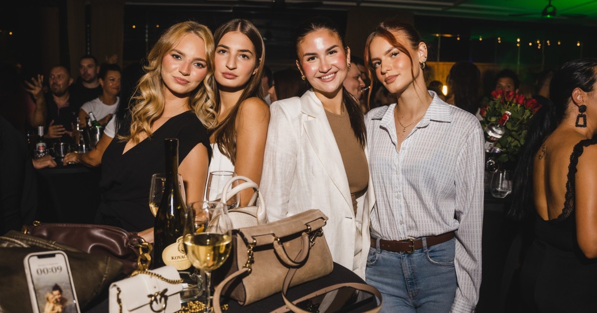 [FOTO] Bojana Šarović i Saša Babić - Restoran "Paligo palata" (20 ...