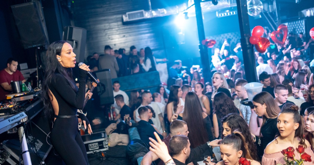 [FOTO] Edita Aradinović - Live - Club Sax (14. februar 2025 ...